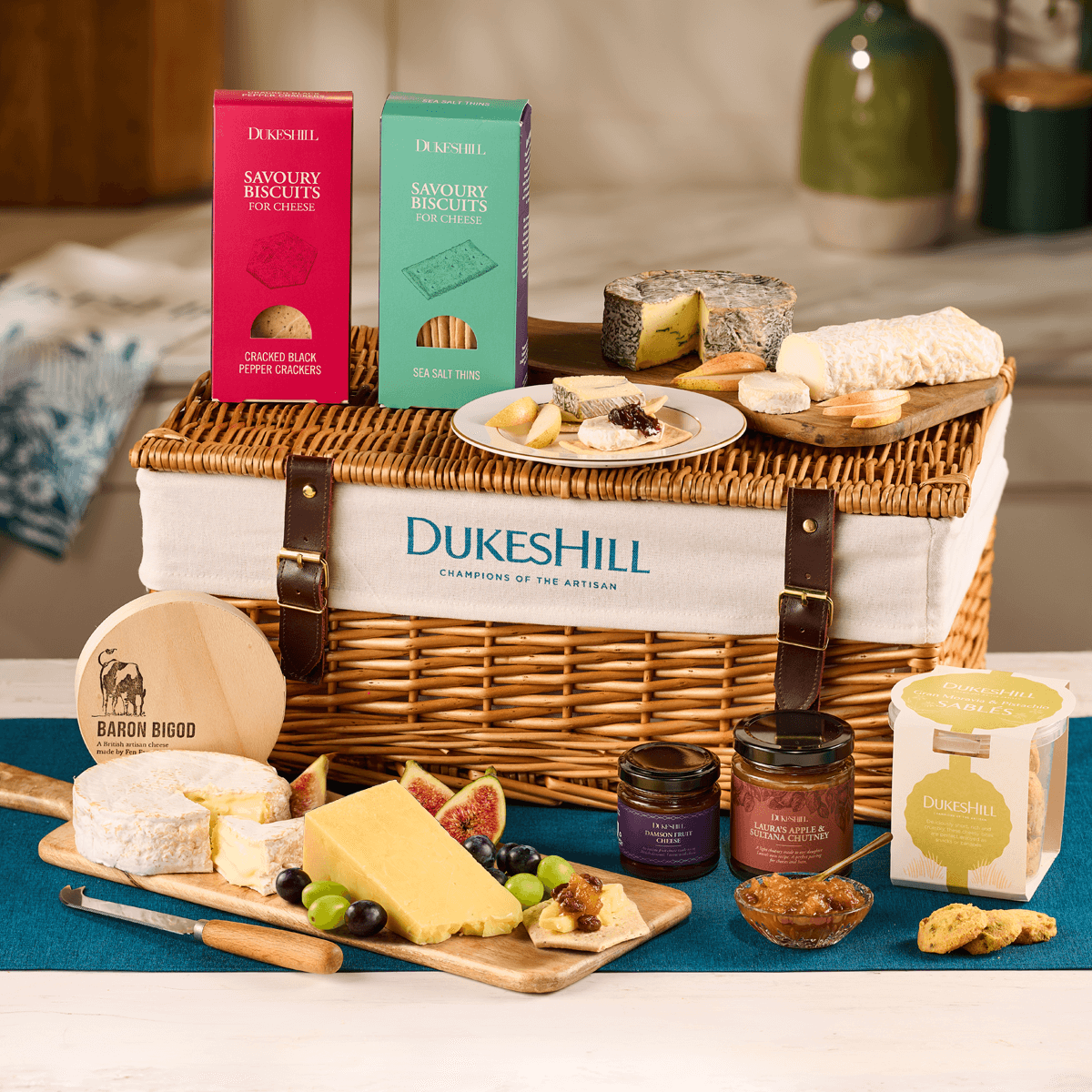 Cheese Gift Hamper - 9 Items | Gifts For Cheese Lovers – DukesHill