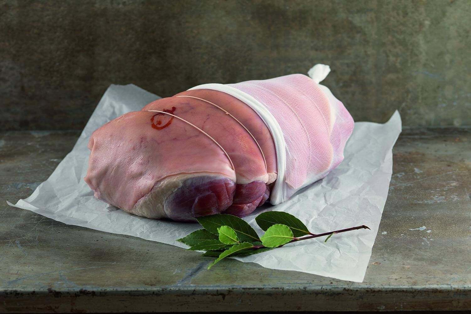 DukesHill Whole Boneless Wiltshire Ham Joint - 5kg (Uncooked)